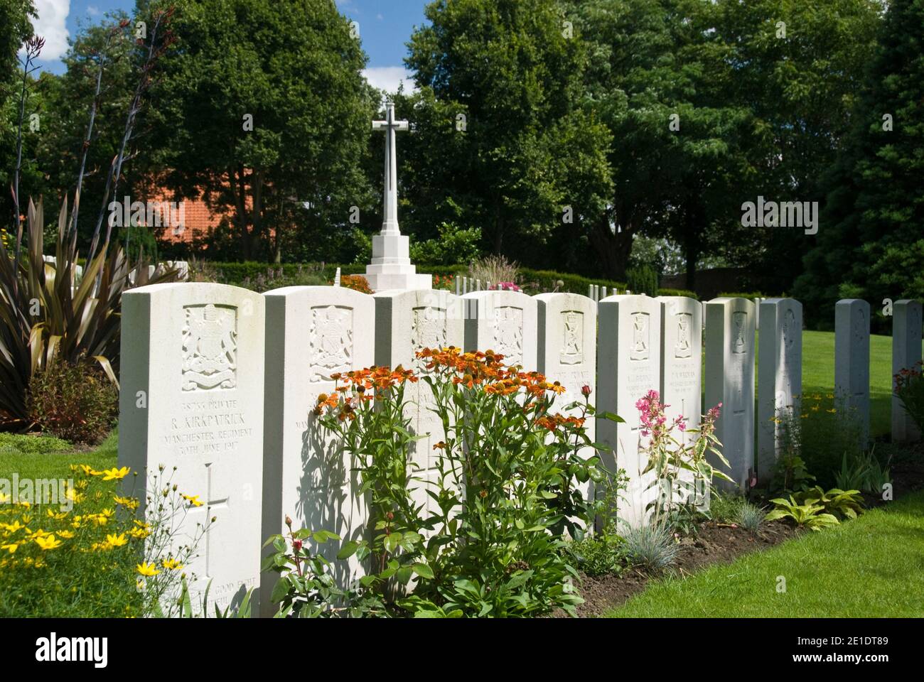 Ramparts Cemetery (Lille Gate) is a Commonwealth War Graves Commission ...