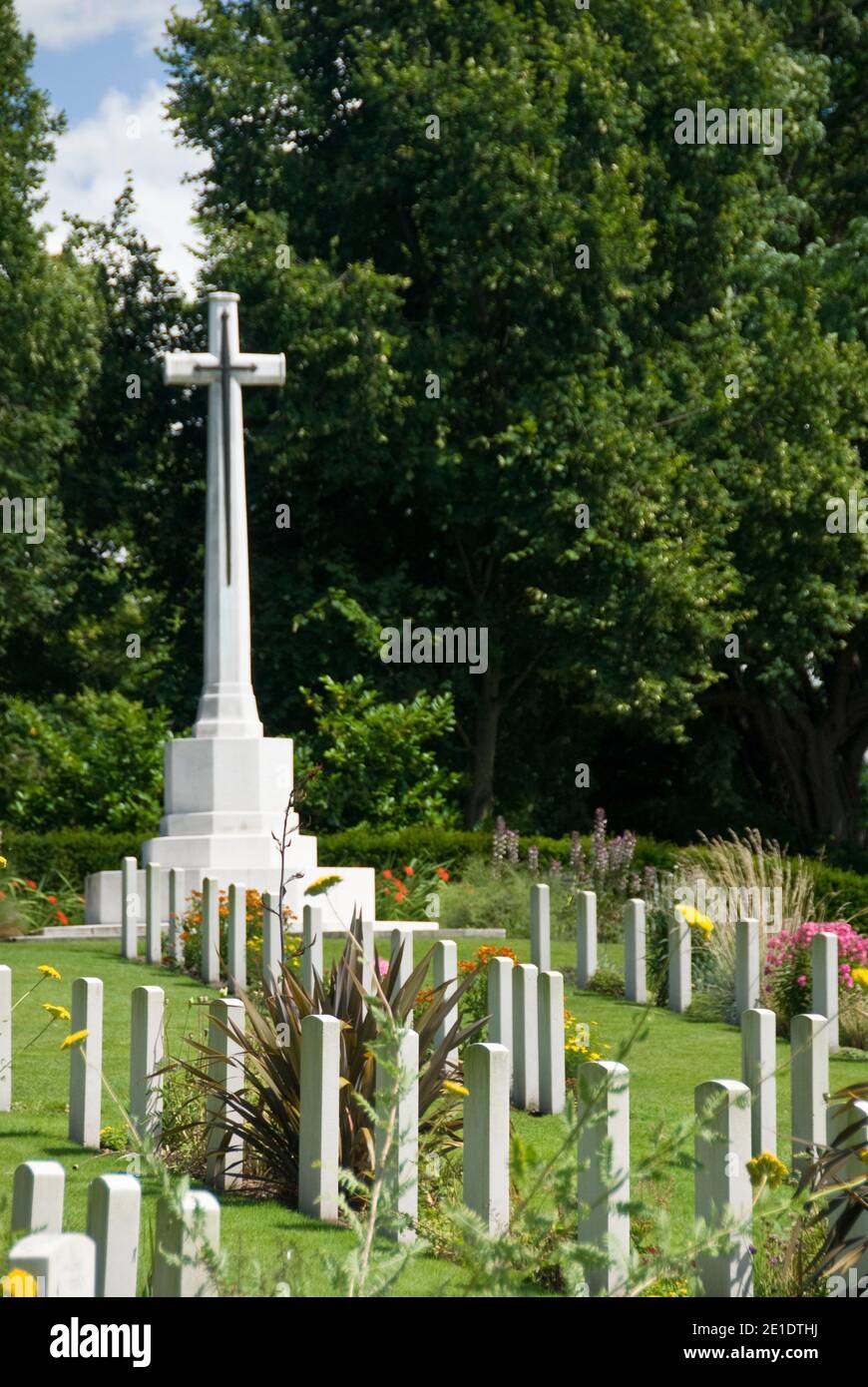 Ramparts Cemetery (Lille Gate) is a Commonwealth War Graves Commission cemetery for the dead of ...