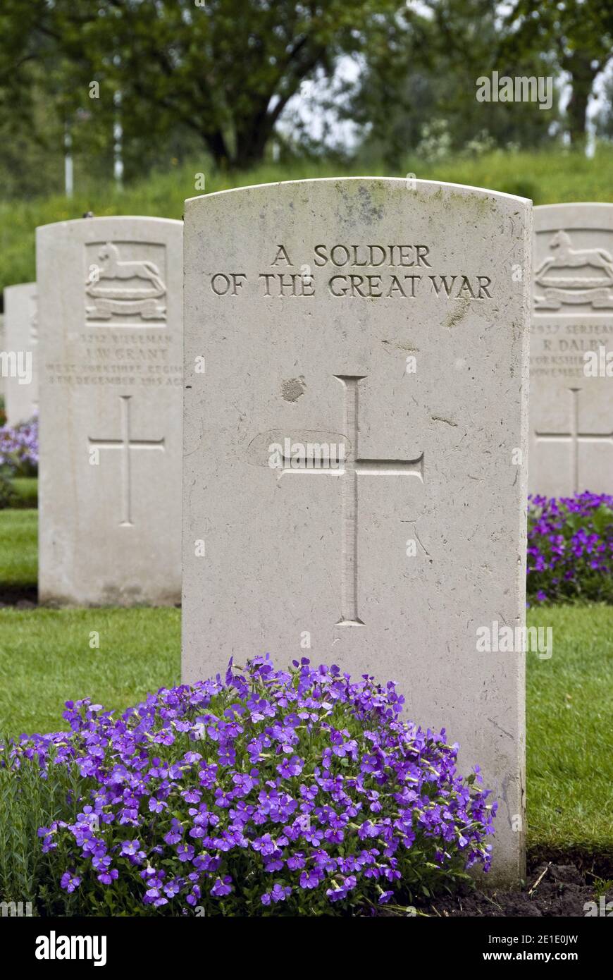 Grave of an unknown british soldier hi-res stock photography and images ...