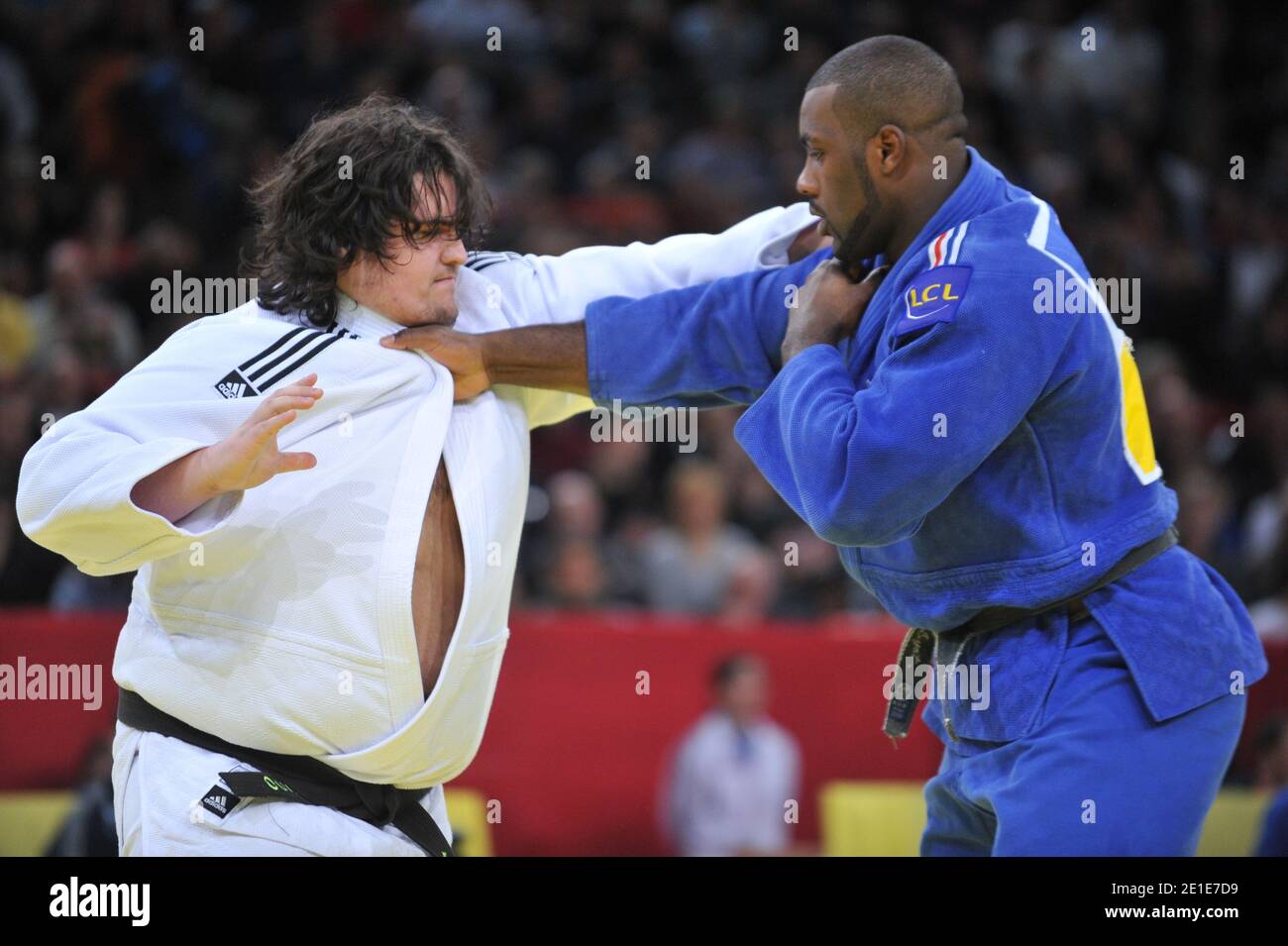 100 kg de judo hi-res stock photography and images - Alamy