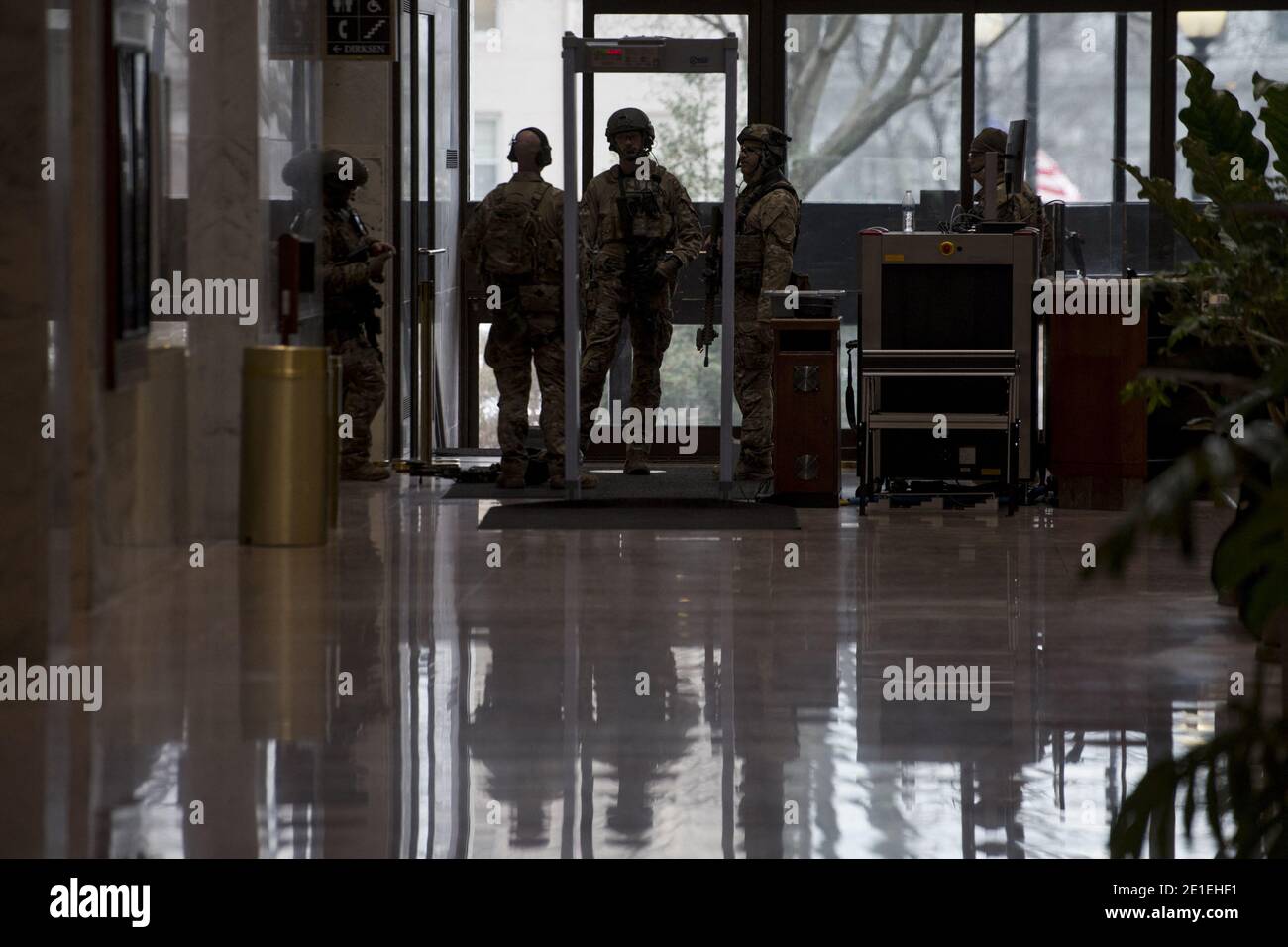 Fbi tactical hi-res stock photography and images - Alamy