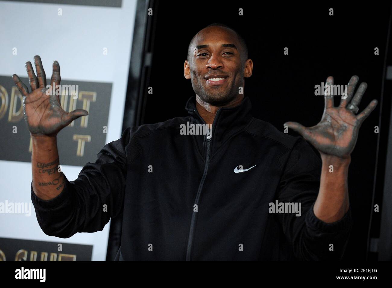 Los angeles lakers kobe hands hi-res stock photography and images - Alamy