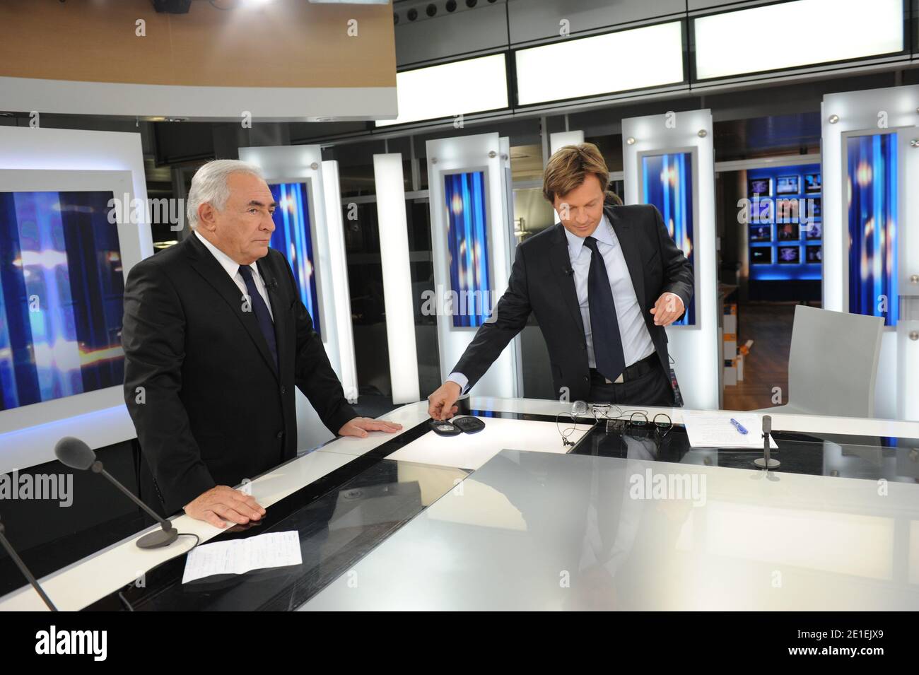 Monetary emission hi-res stock photography and images - Alamy