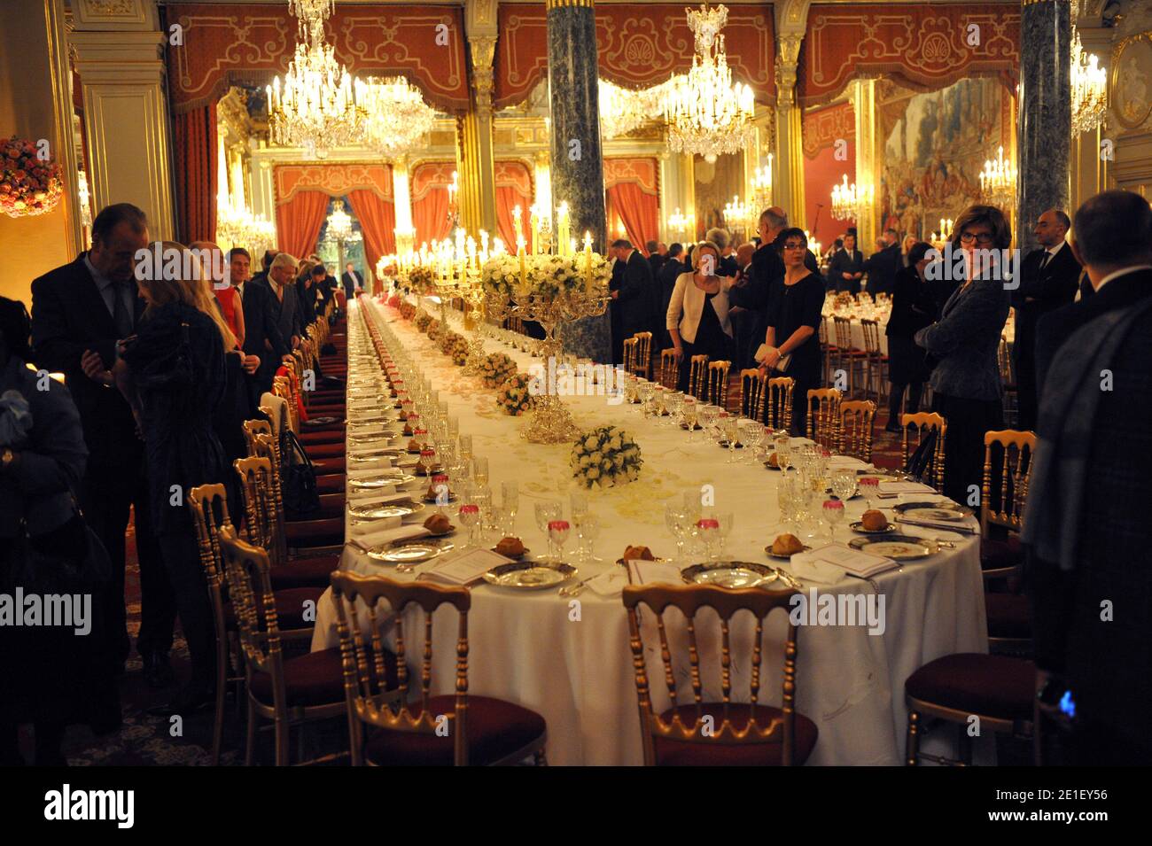 Atmosphere during a state dinner in honor of South African President at ...