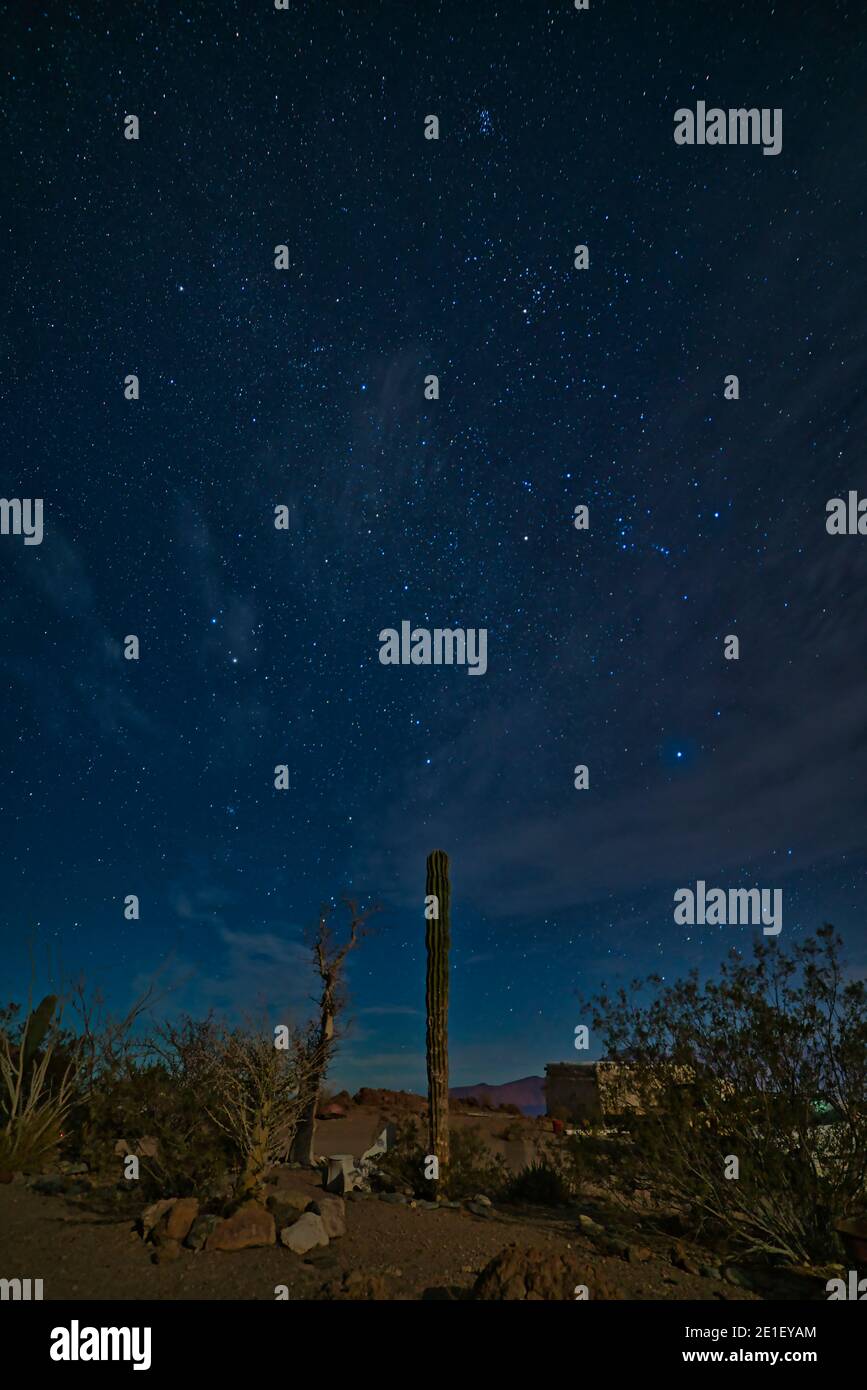 New mexico night sky milky way hi-res stock photography and images - Alamy