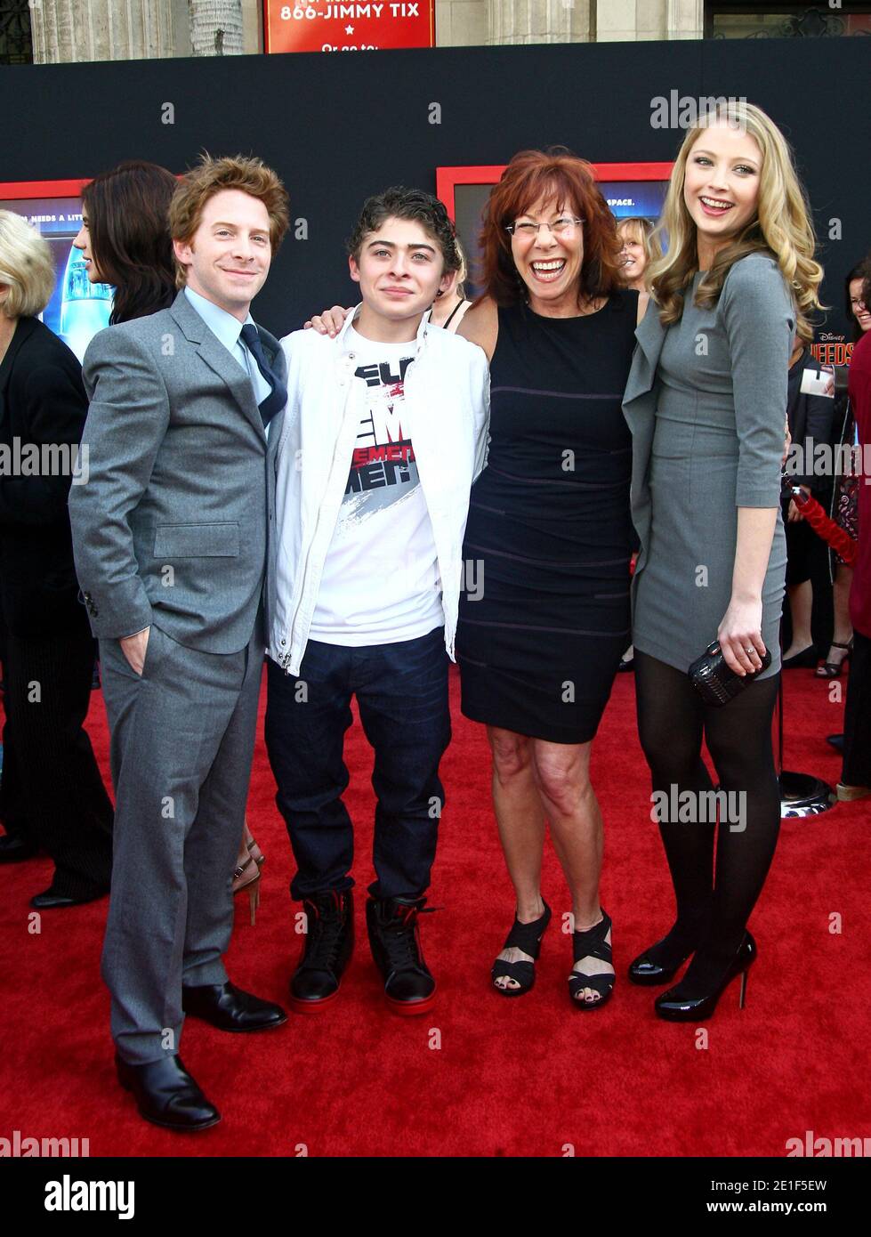 Seth Green, Ryan Ochoa, Mindy Sterling and Elisabeth Harnois arriving ...