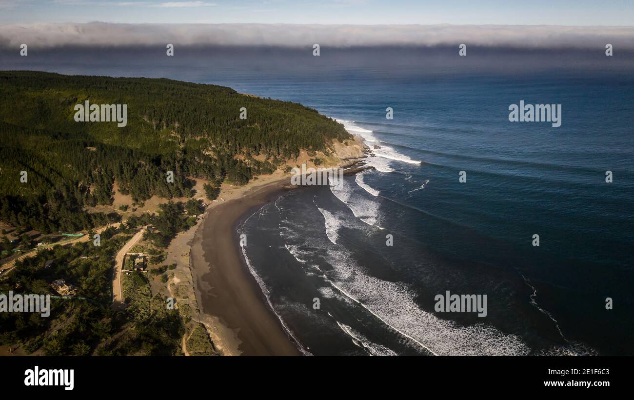 Surf break aerial view hi-res stock photography and images - Alamy