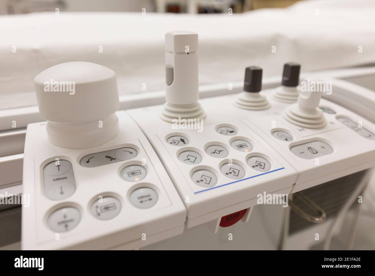 Coronary angiography hi-res stock photography and images - Alamy