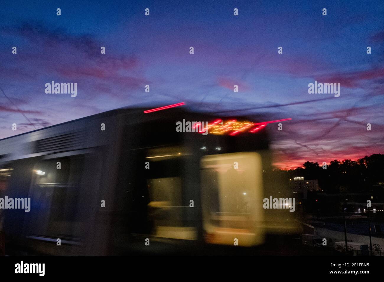 Elevated train dc hi-res stock photography and images - Alamy