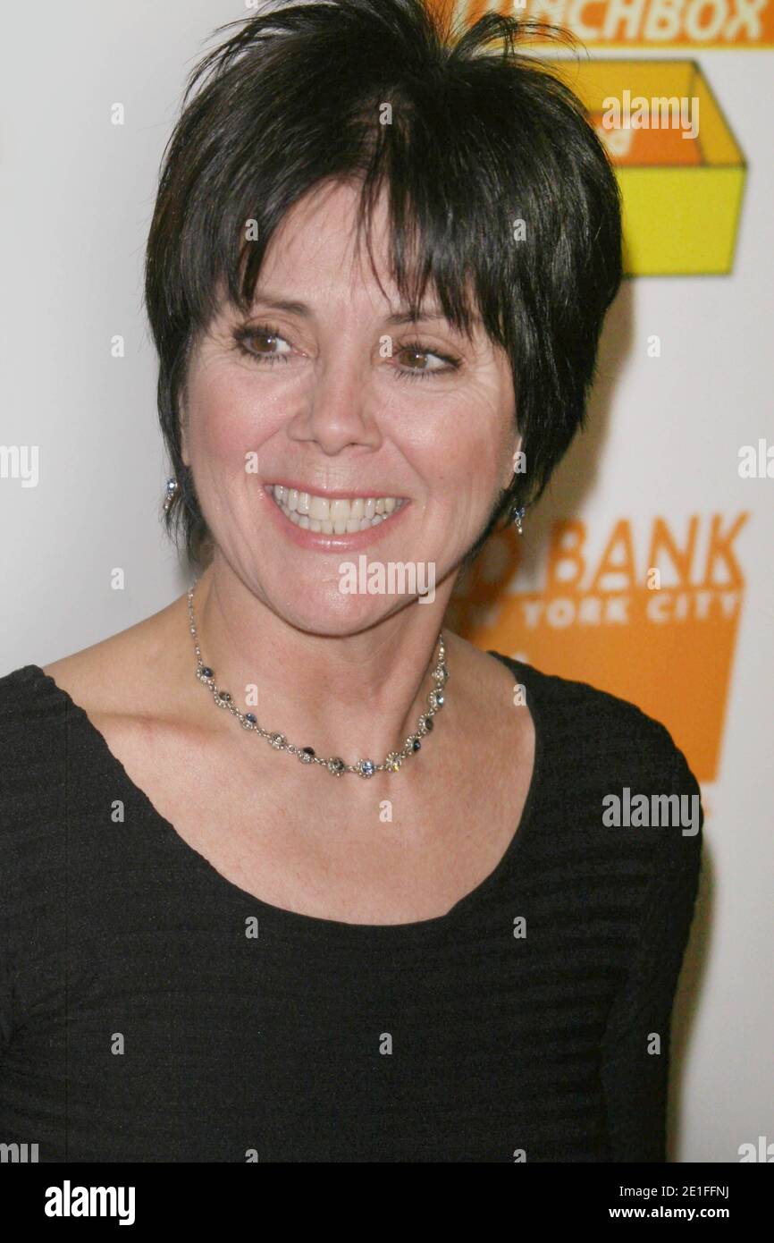 Joyce dewitt hi-res stock photography and images - Alamy