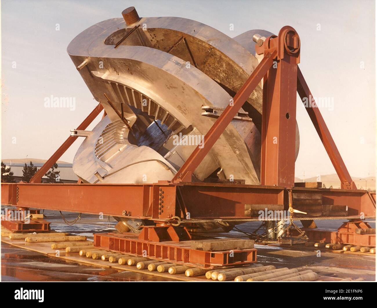 Llnl hi-res stock photography and images - Alamy