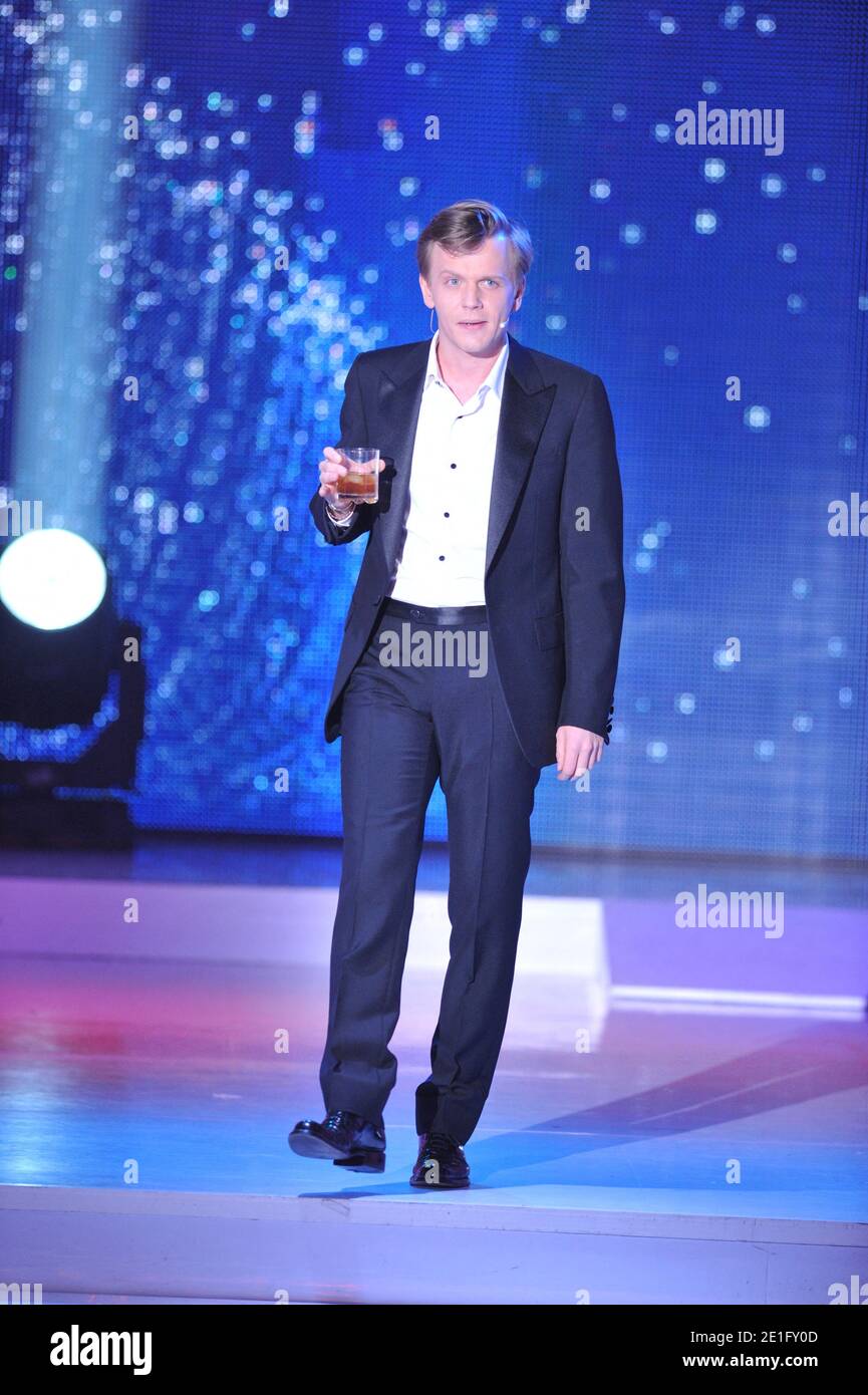 Alex Lutz lors de l'enregistrement de l'emission Champs Elysees, Paris ...