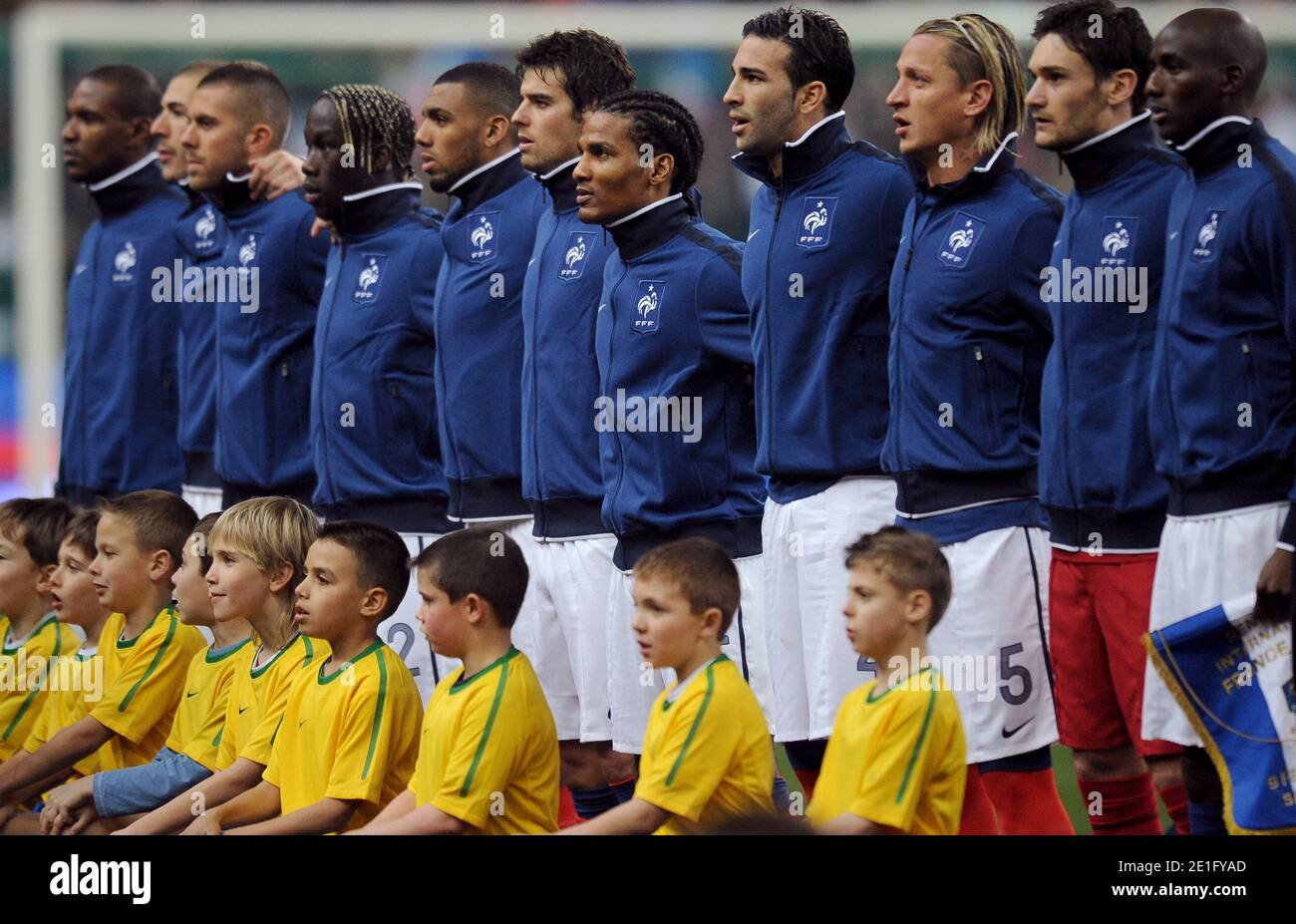 French Football Team pose for the photographers and T.V before an ...