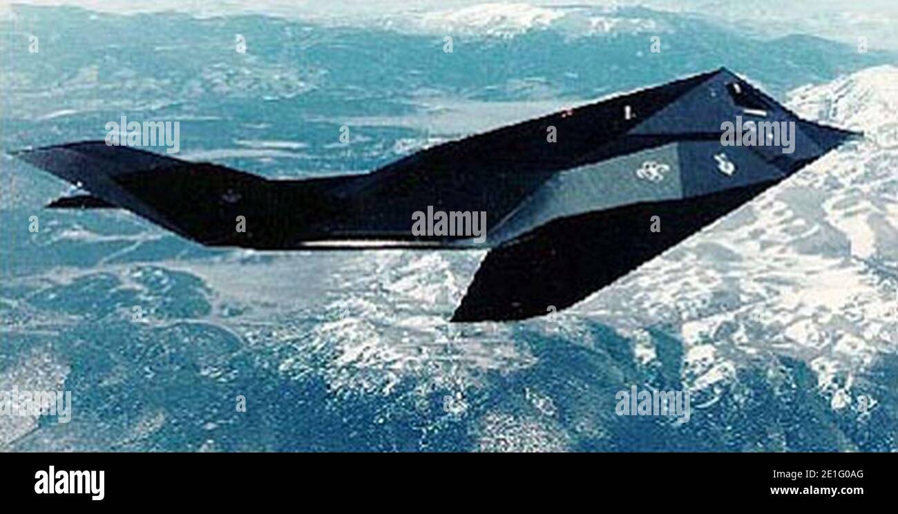 Lockheed F-117A in flight 061006 Stock Photo - Alamy