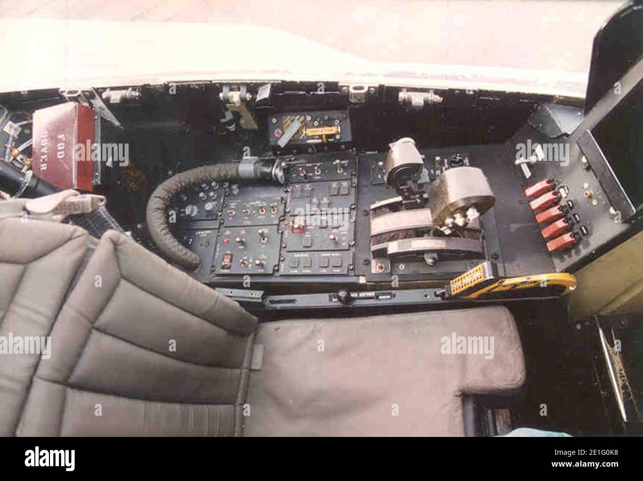 Lockheed-Boeing-General Dynamics YF-22 Raptor cockpit USAF Stock Photo ...