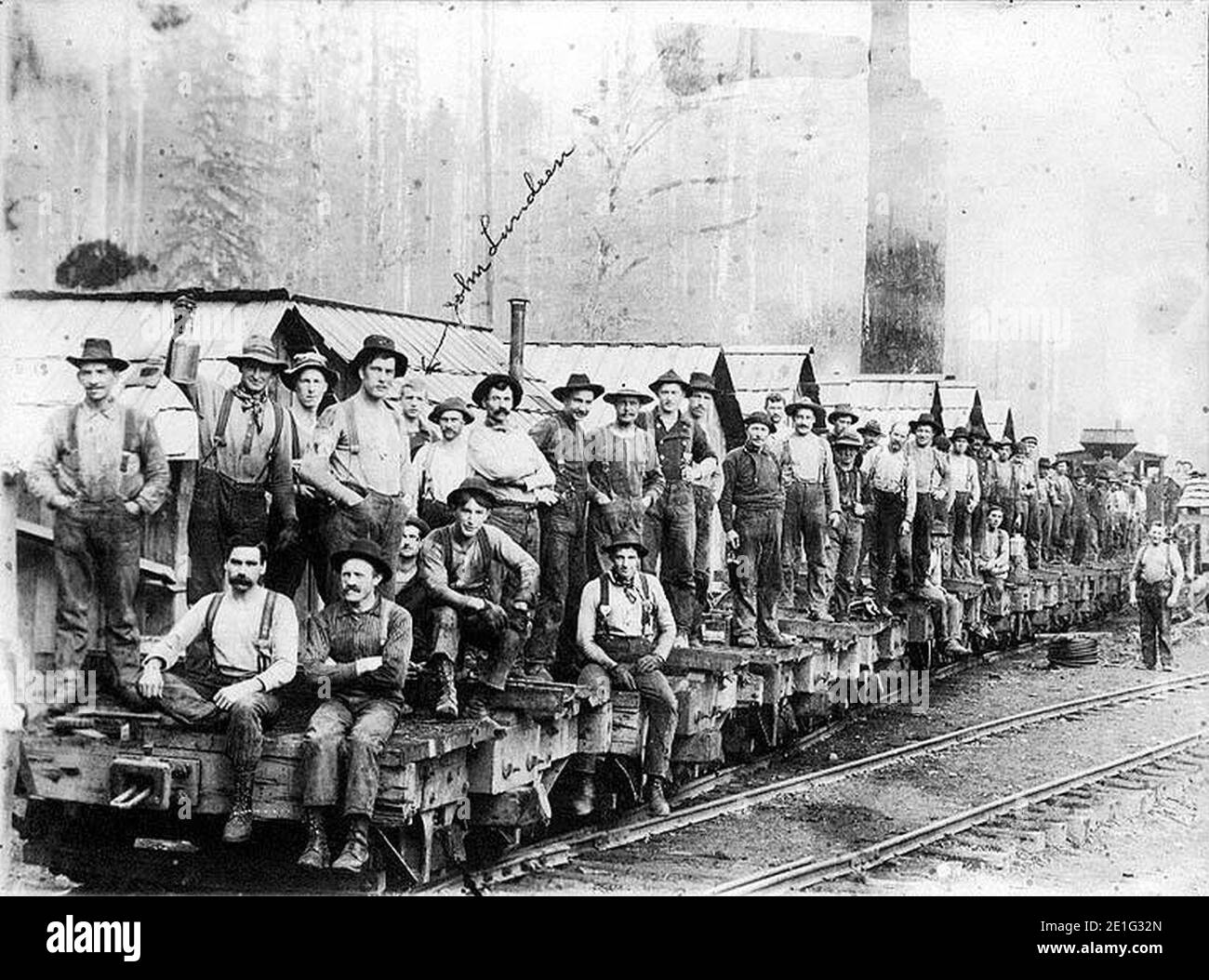 River logging Black and White Stock Photos & Images - Alamy