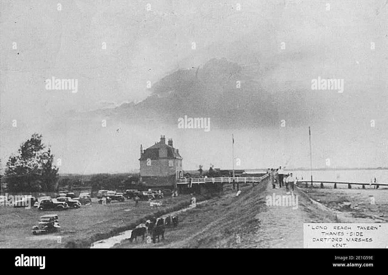 Vintage tavern scene Black and White Stock Photos & Images - Alamy