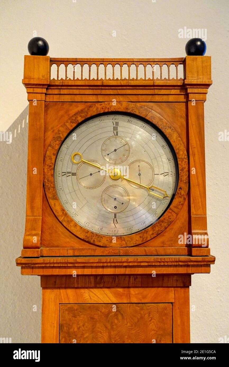 Longcase clock with Benjamin Franklin dials, view 2 of 2, Mainz or ...