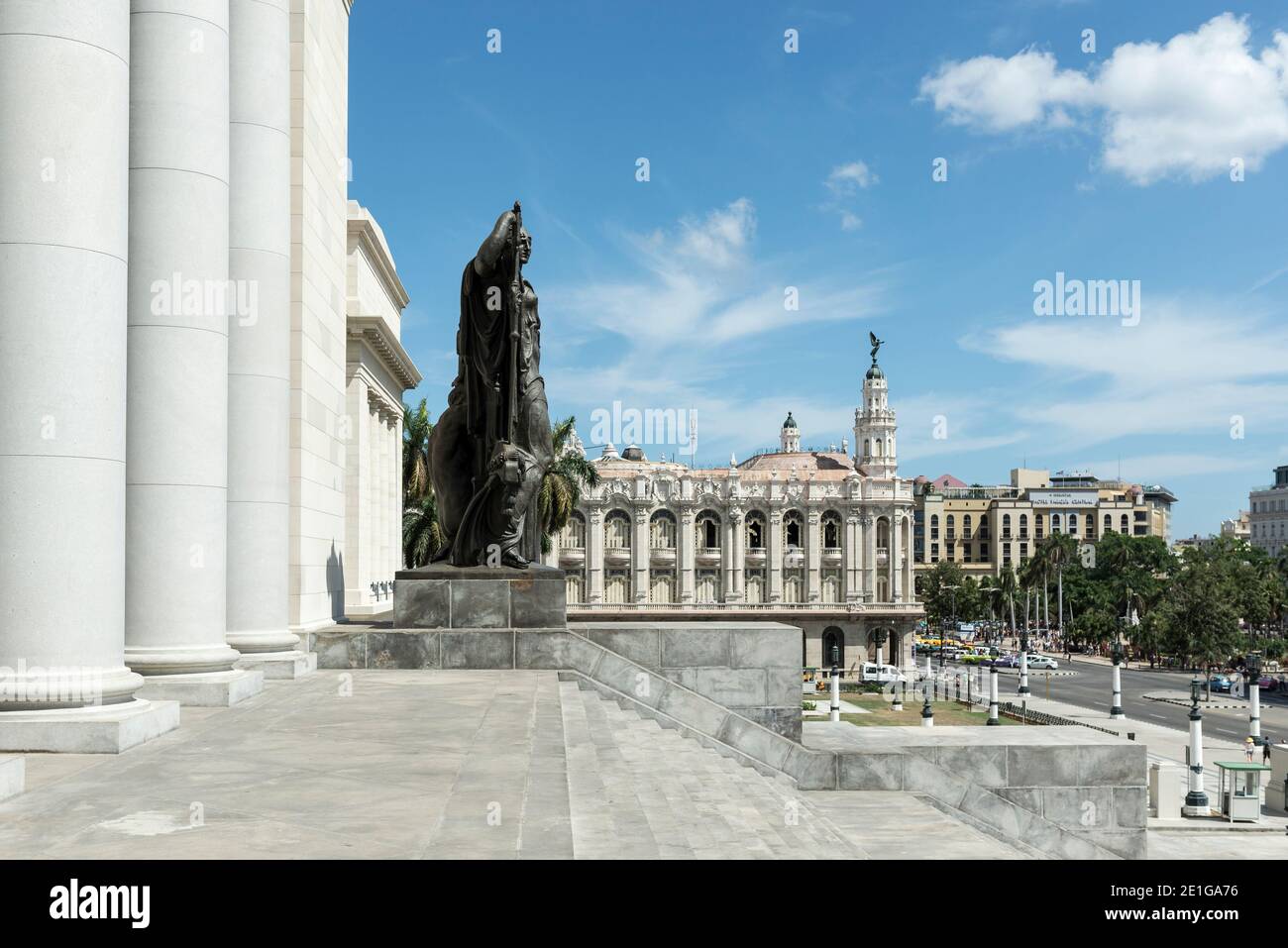 The capitolio nacional and the gran teatro de la habana hi-res stock ...