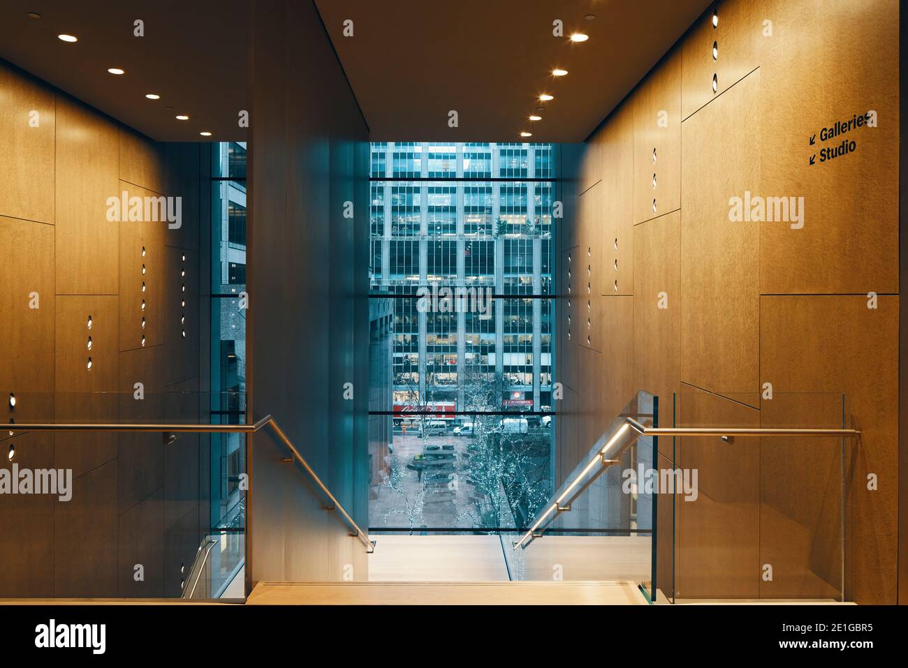 Moma new york interior hi-res stock photography and images - Alamy