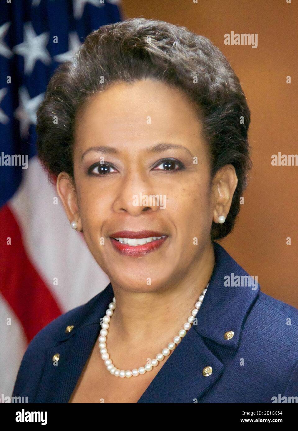 Loretta Lynch, official portrait (cropped Stock Photo - Alamy Loretta Lynch, official portrait (cropped Stock Photo - Alamy