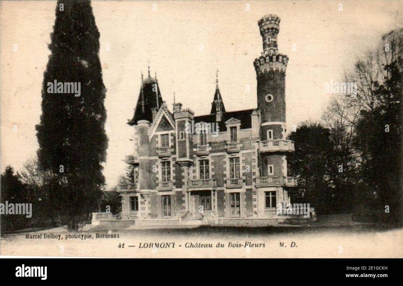 Chateau du bois hi-res stock photography and images - Alamy