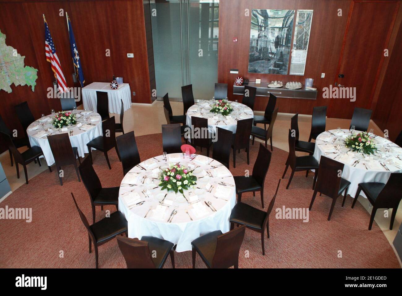 Opera visits hi-res stock photography and images - Alamy