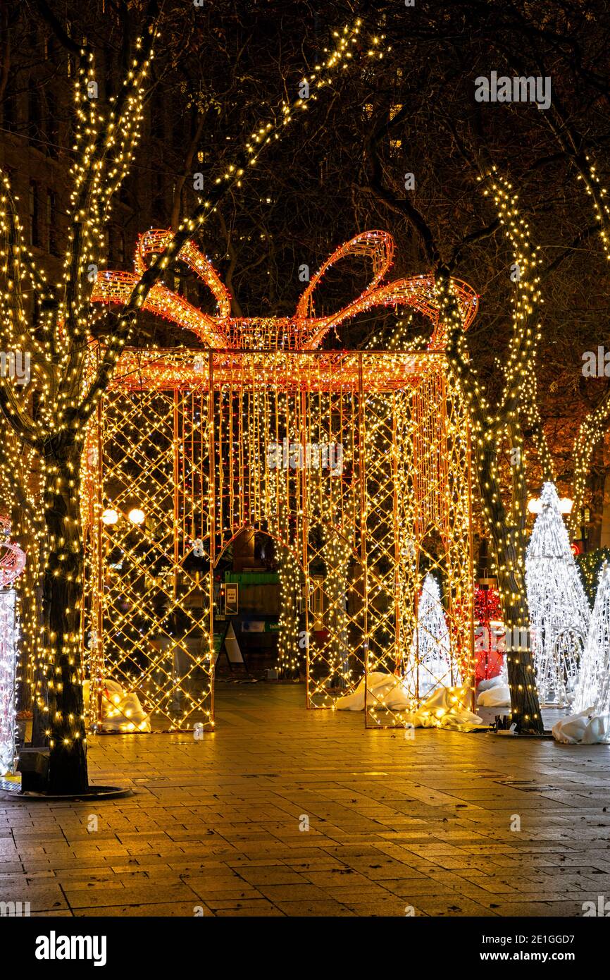 WA19032-00...WASHINGTON - The wrapped present lighted structure at ...