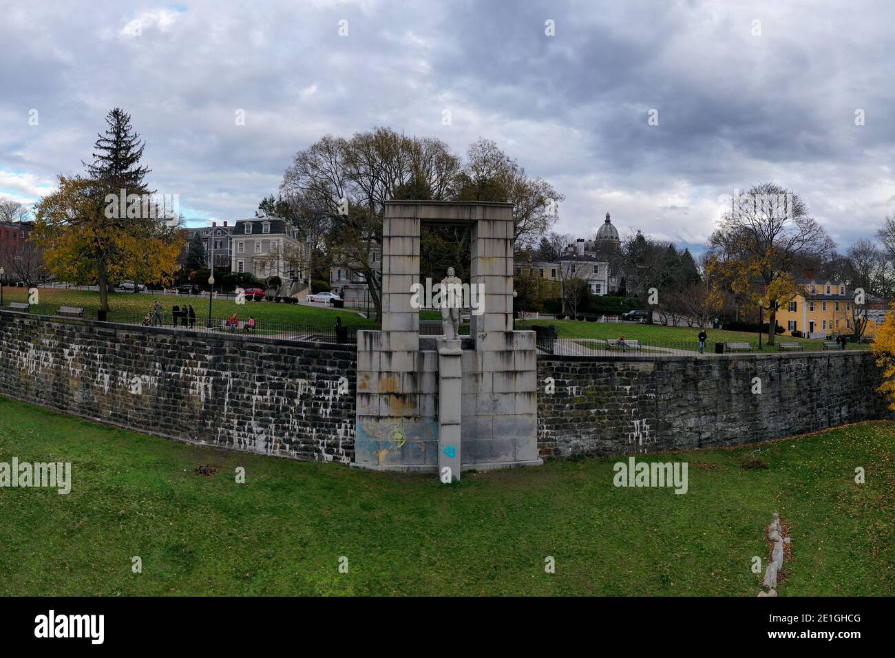 Statue of roger williams hi-res stock photography and images - Alamy