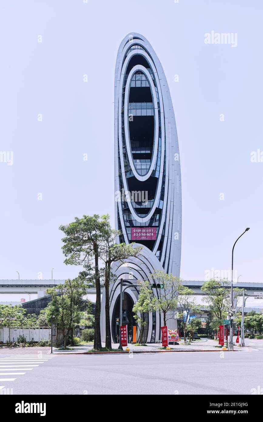 Exterior view of Le Architecture in Taipei, Taiwan, a sustainable, egg ...