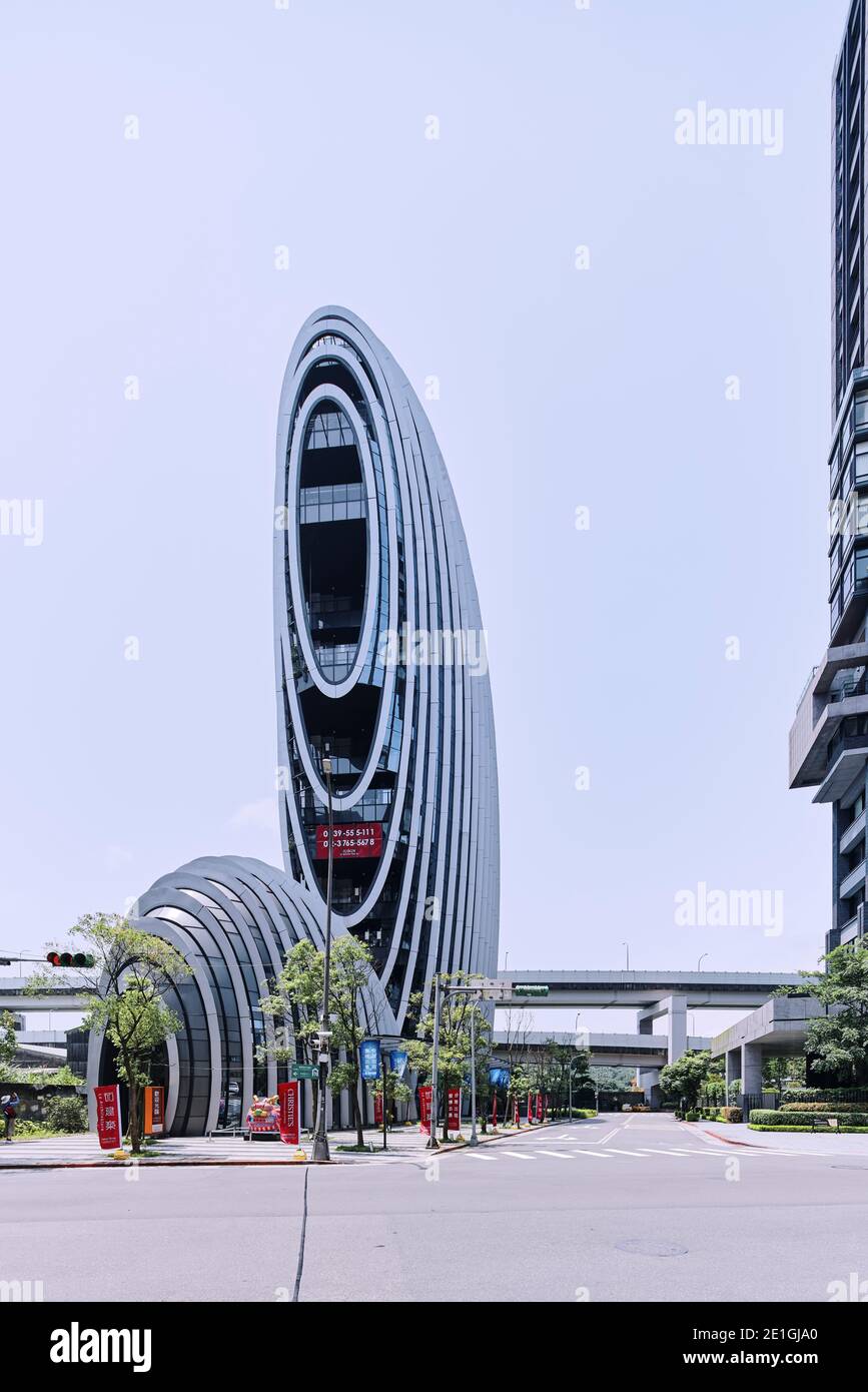 Exterior view of Le Architecture in Taipei, Taiwan, a sustainable, egg ...
