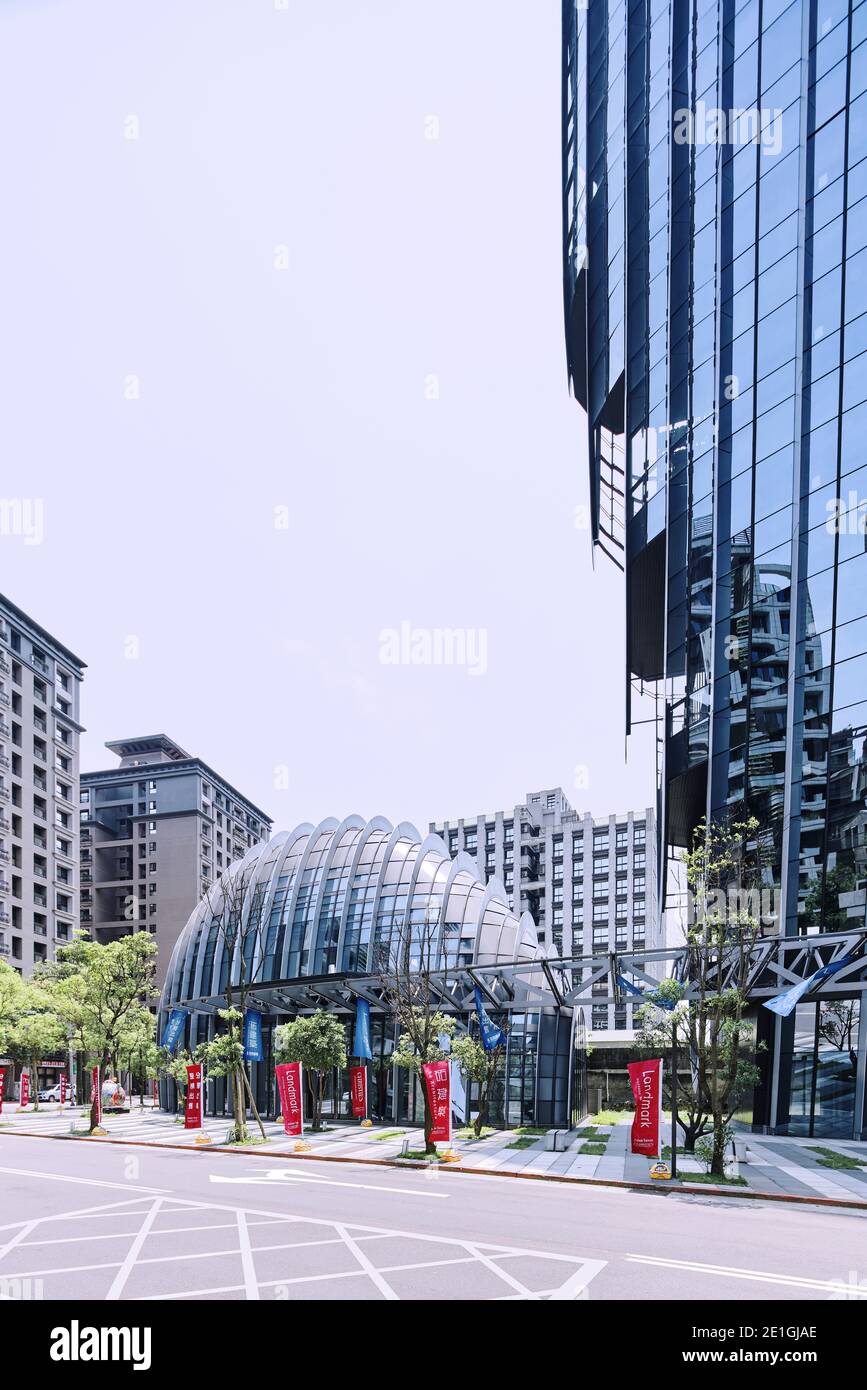 Exterior view of Le Architecture in Taipei, Taiwan, a sustainable, egg ...