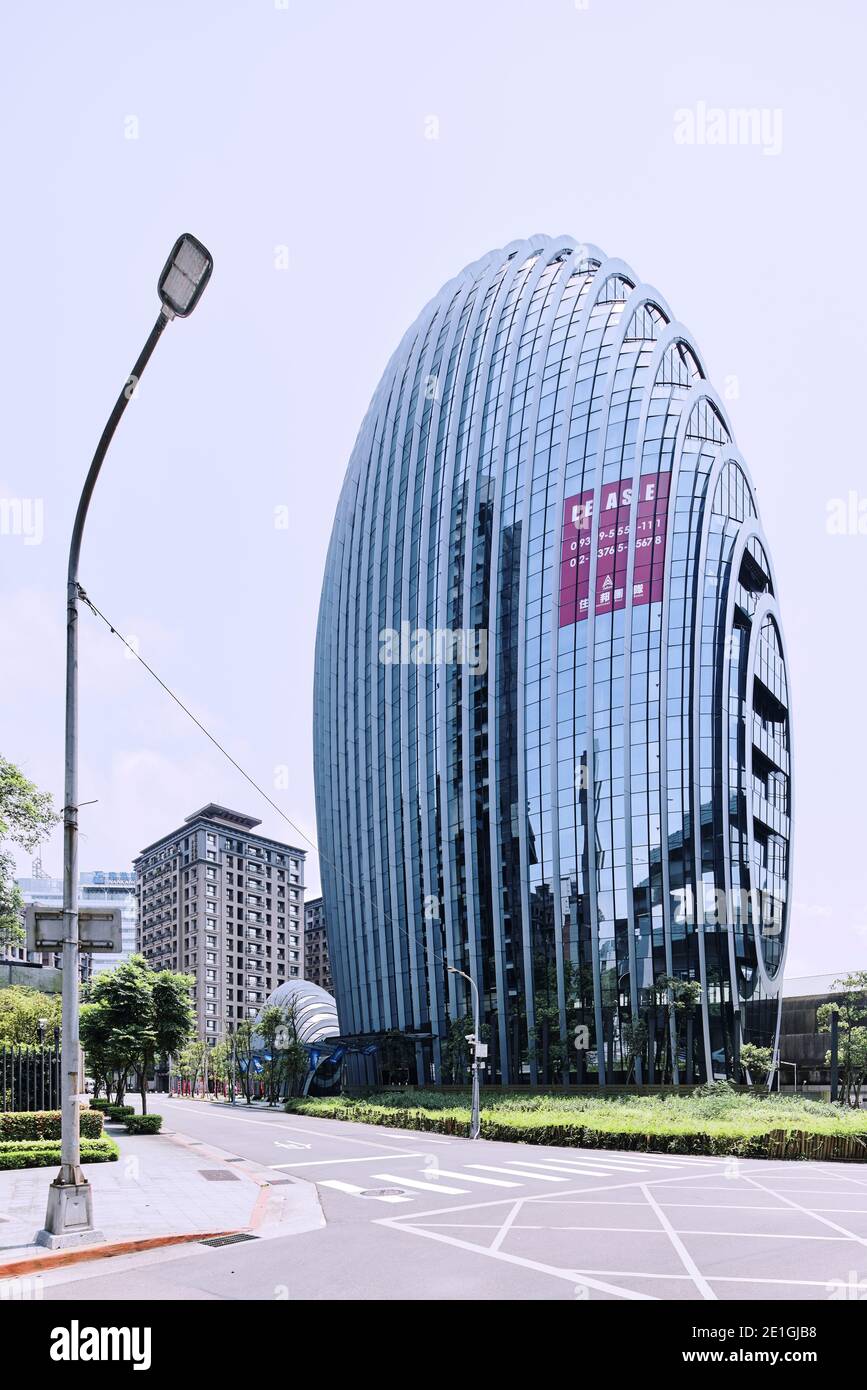 Exterior view of Le Architecture in Taipei, Taiwan, a sustainable, egg ...