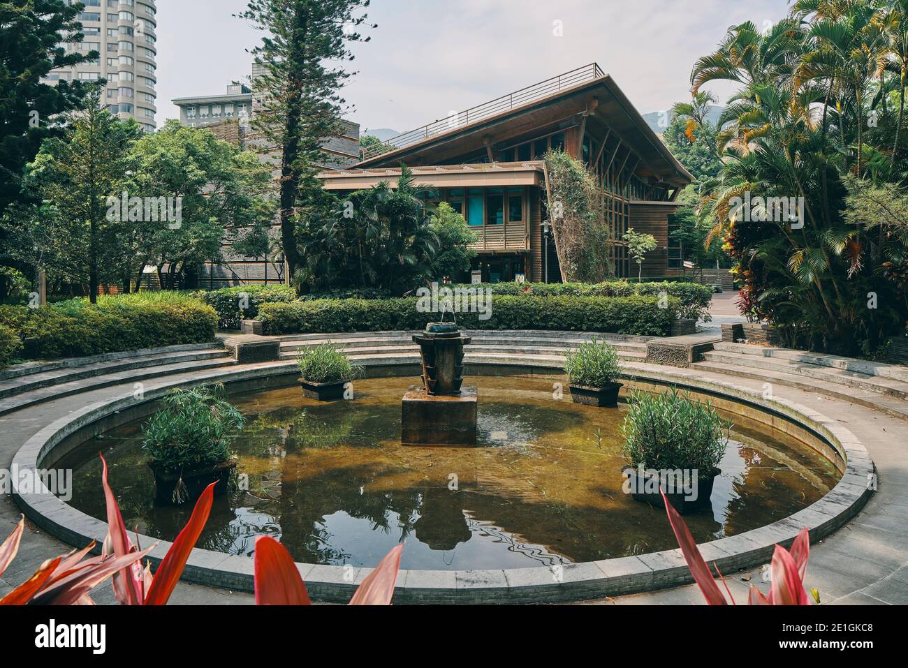 Architectural exterior asia hi-res stock photography and images - Alamy