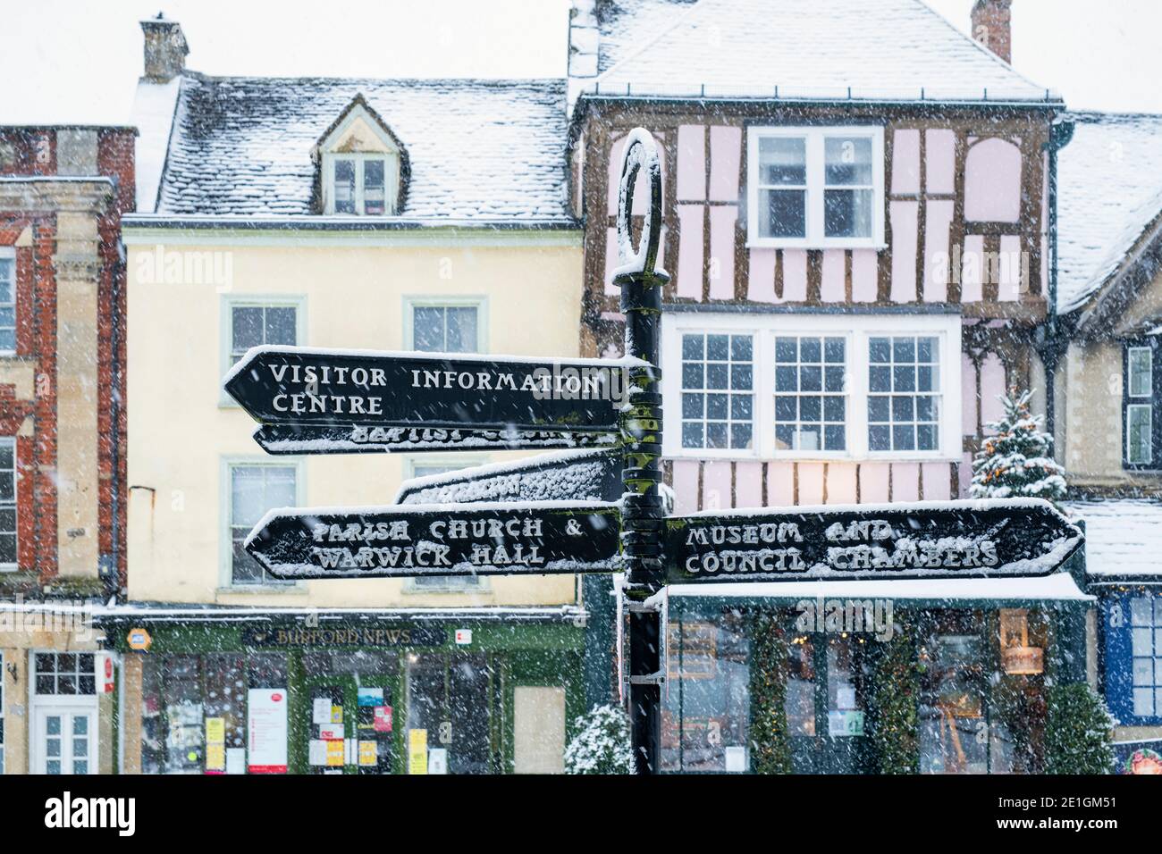 Medieval store sign hi-res stock photography and images - Alamy