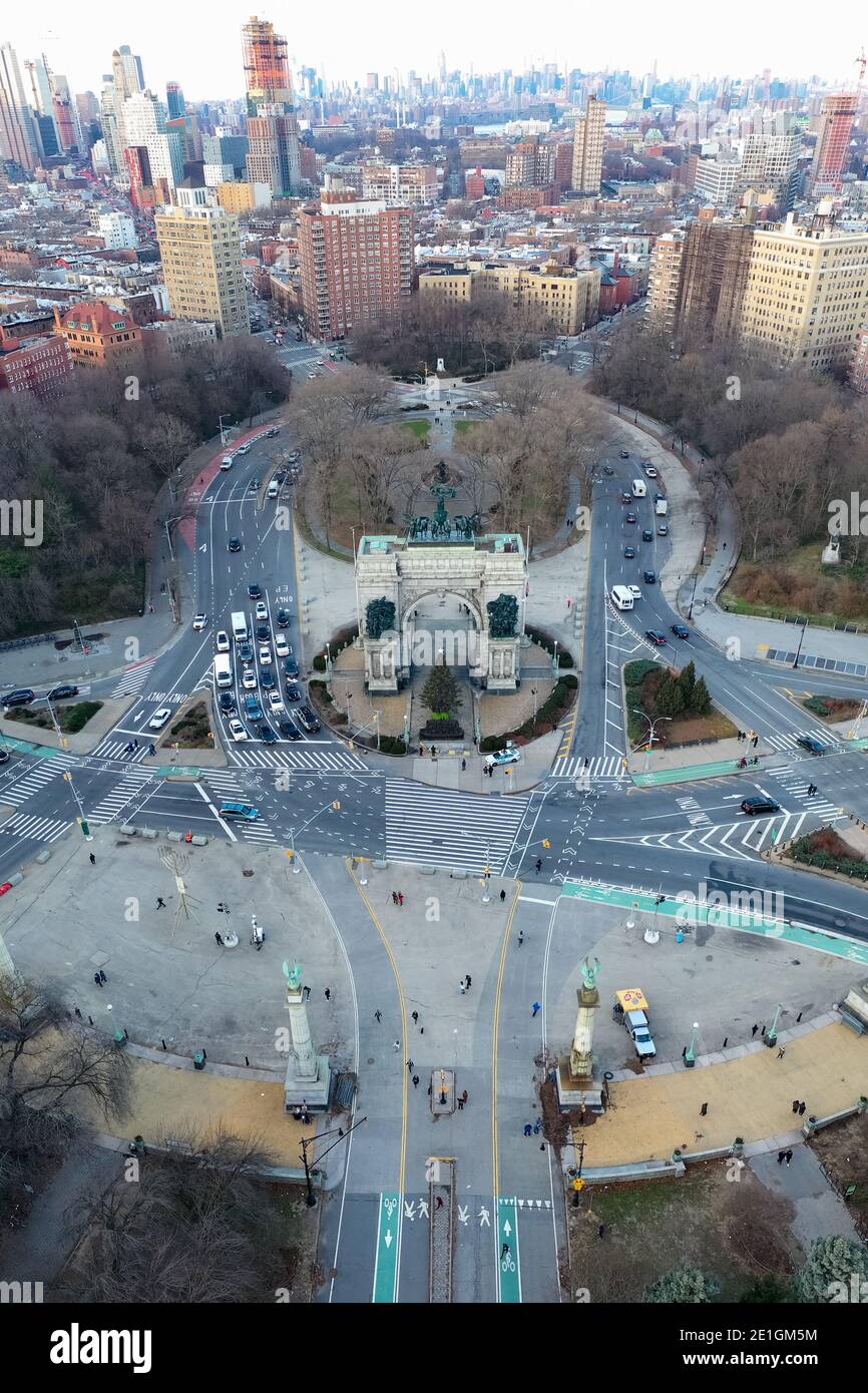Aerial view of the Triumphal Arch at the Grand Army Plaza in Brooklyn ...