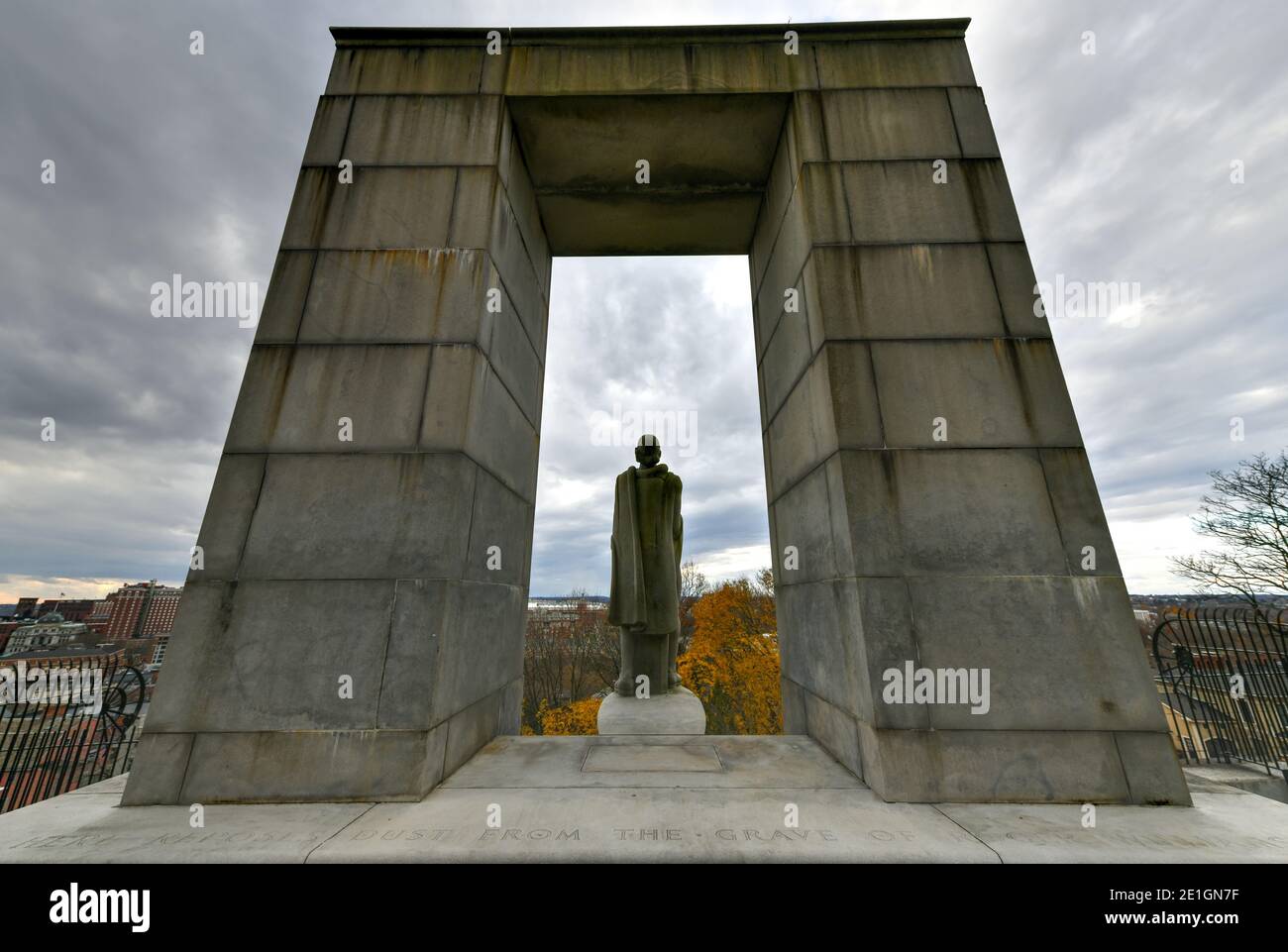 Statue of roger williams hi-res stock photography and images - Alamy