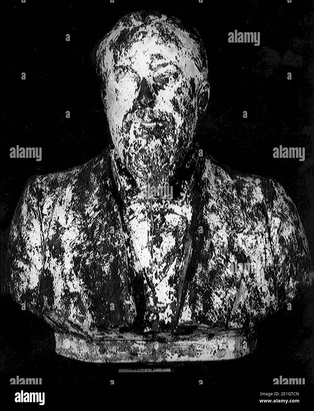 Louis fournier Black and White Stock Photos & Images - Alamy