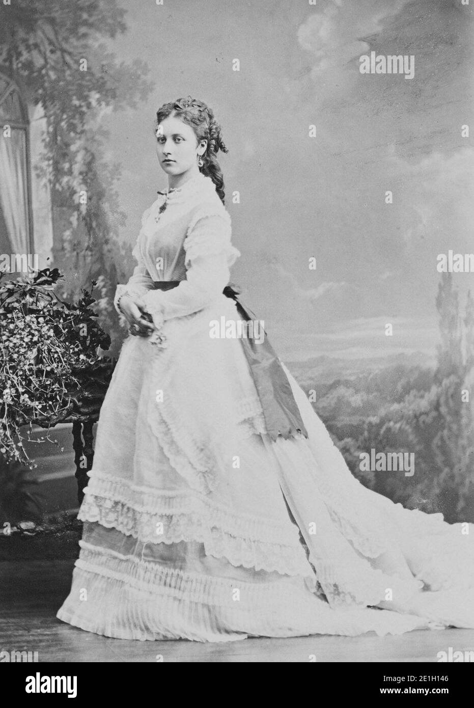 The duchess of argyll hi-res stock photography and images - Alamy