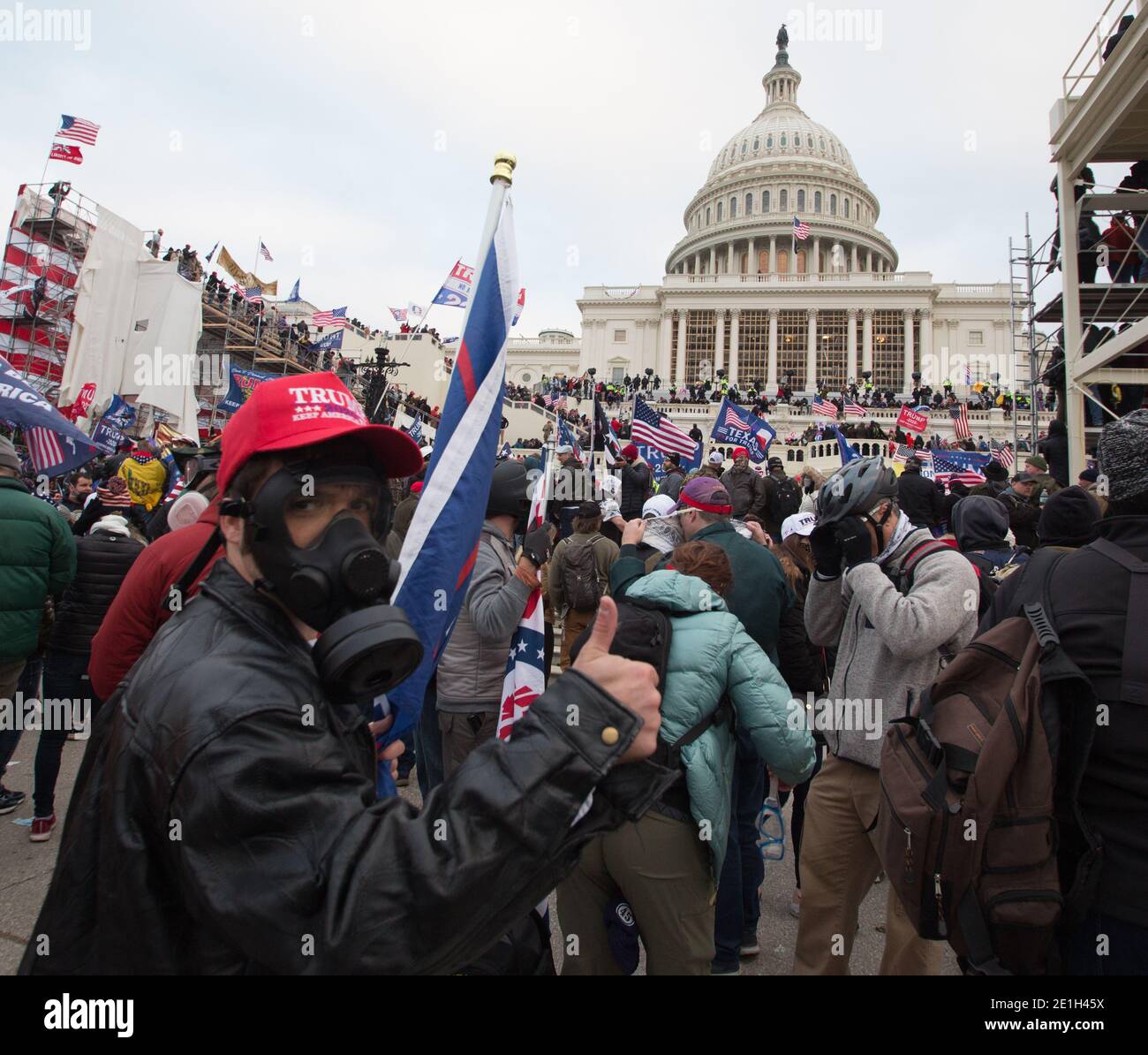 Capitol riots protestors hi-res stock photography and images - Alamy