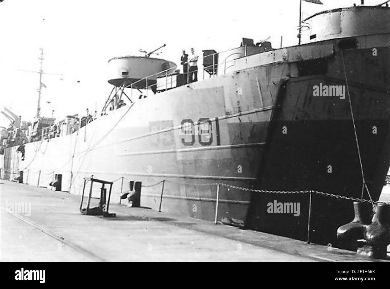 LST 981 WW2 Stock Photo - Alamy