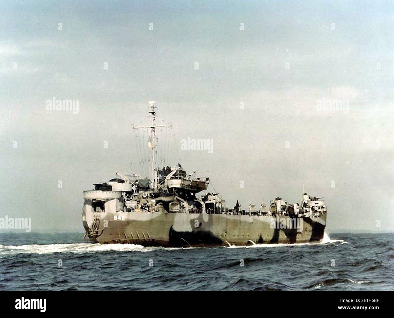 LST-942 underway in late 1944 Stock Photo - Alamy