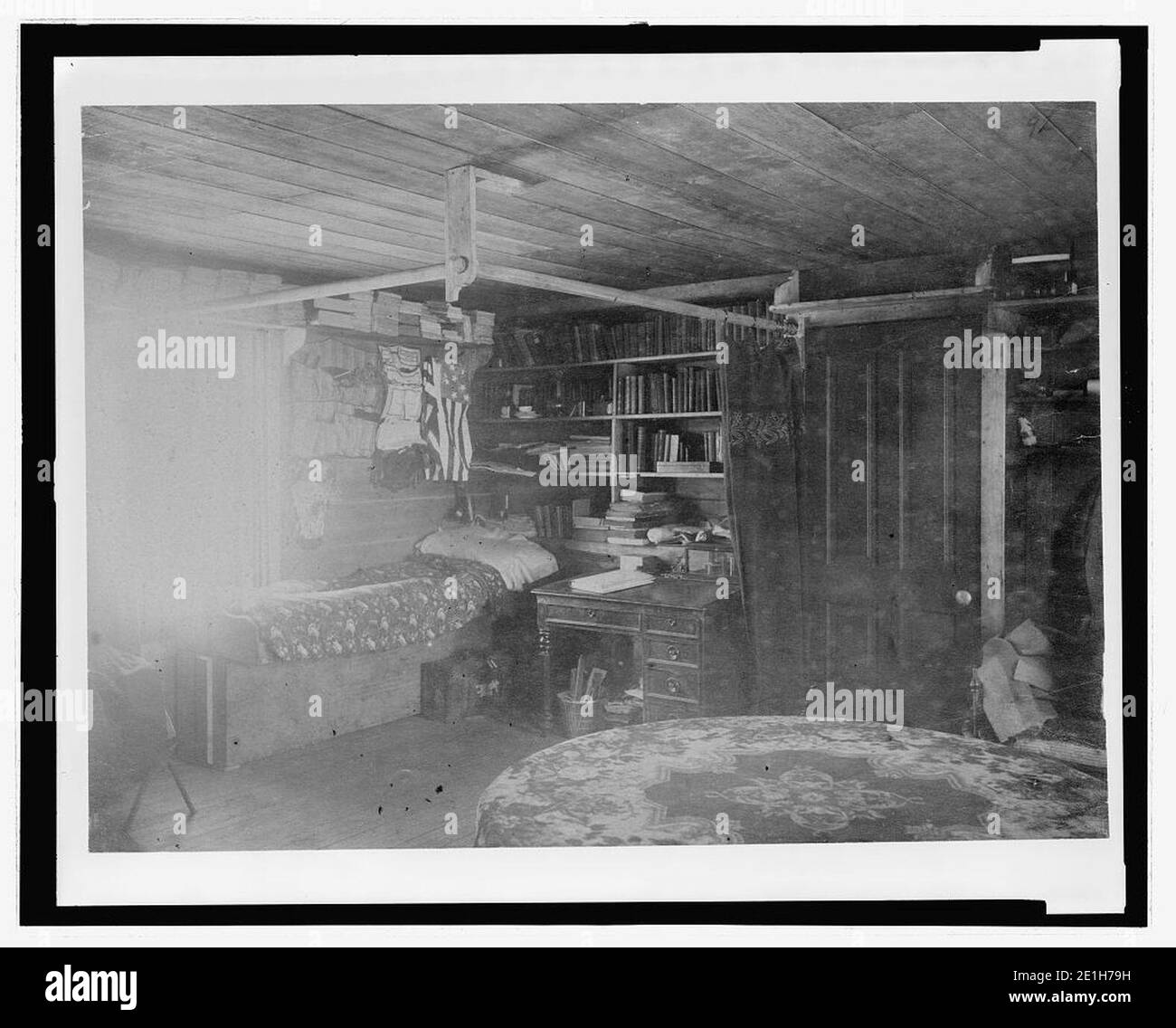 Exterior corner Cut Out Stock Images & Pictures - Alamy