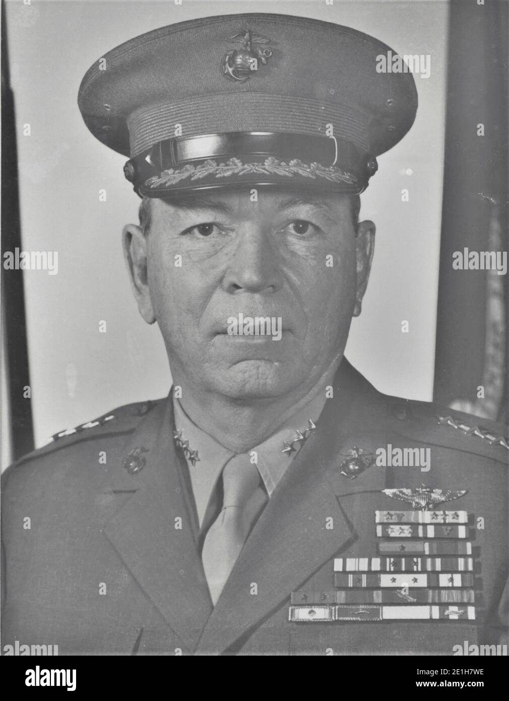 Ltgen hi-res stock photography and images - Alamy