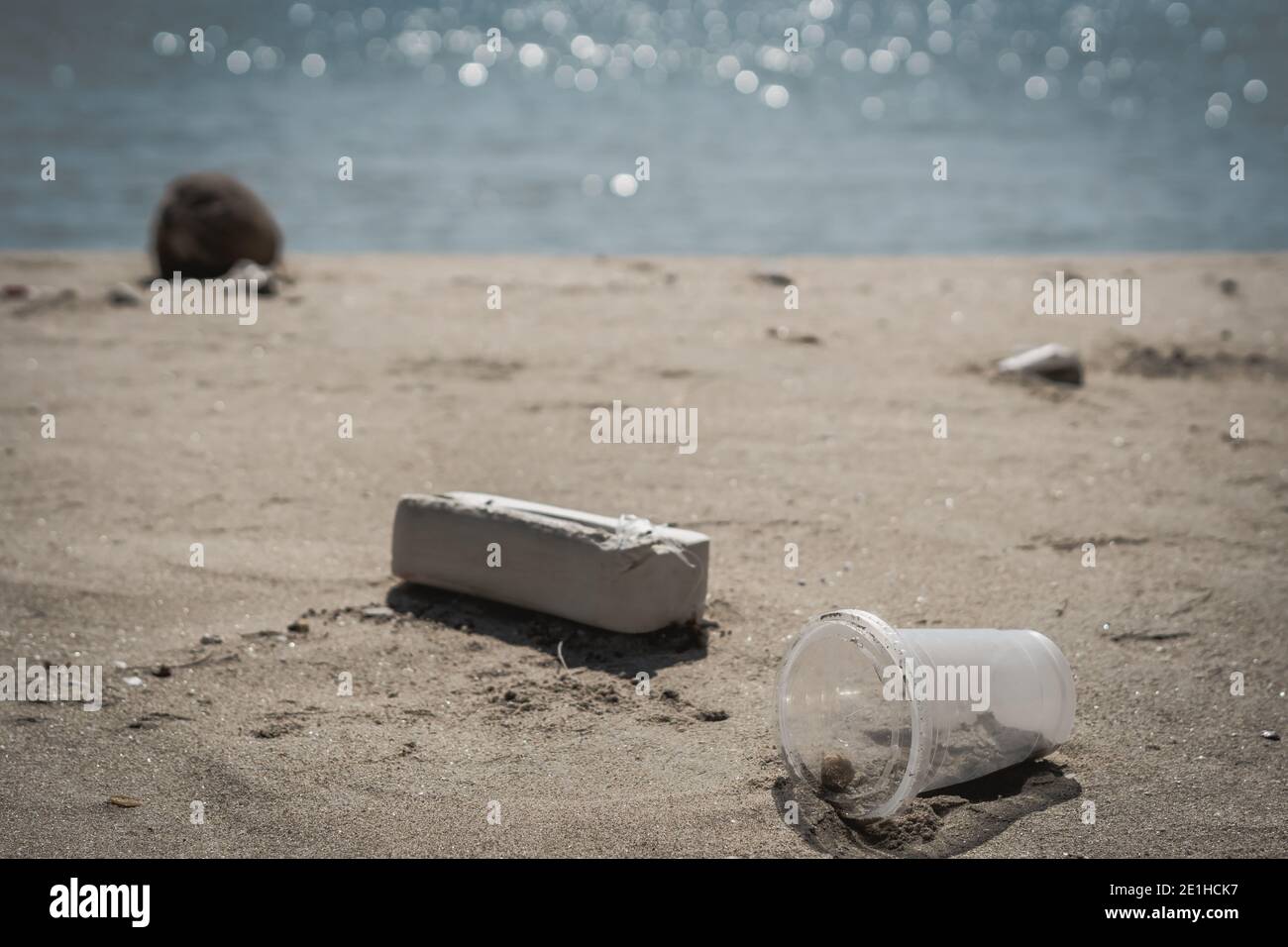 Spilled garbage on the ground hi-res stock photography and images - Alamy