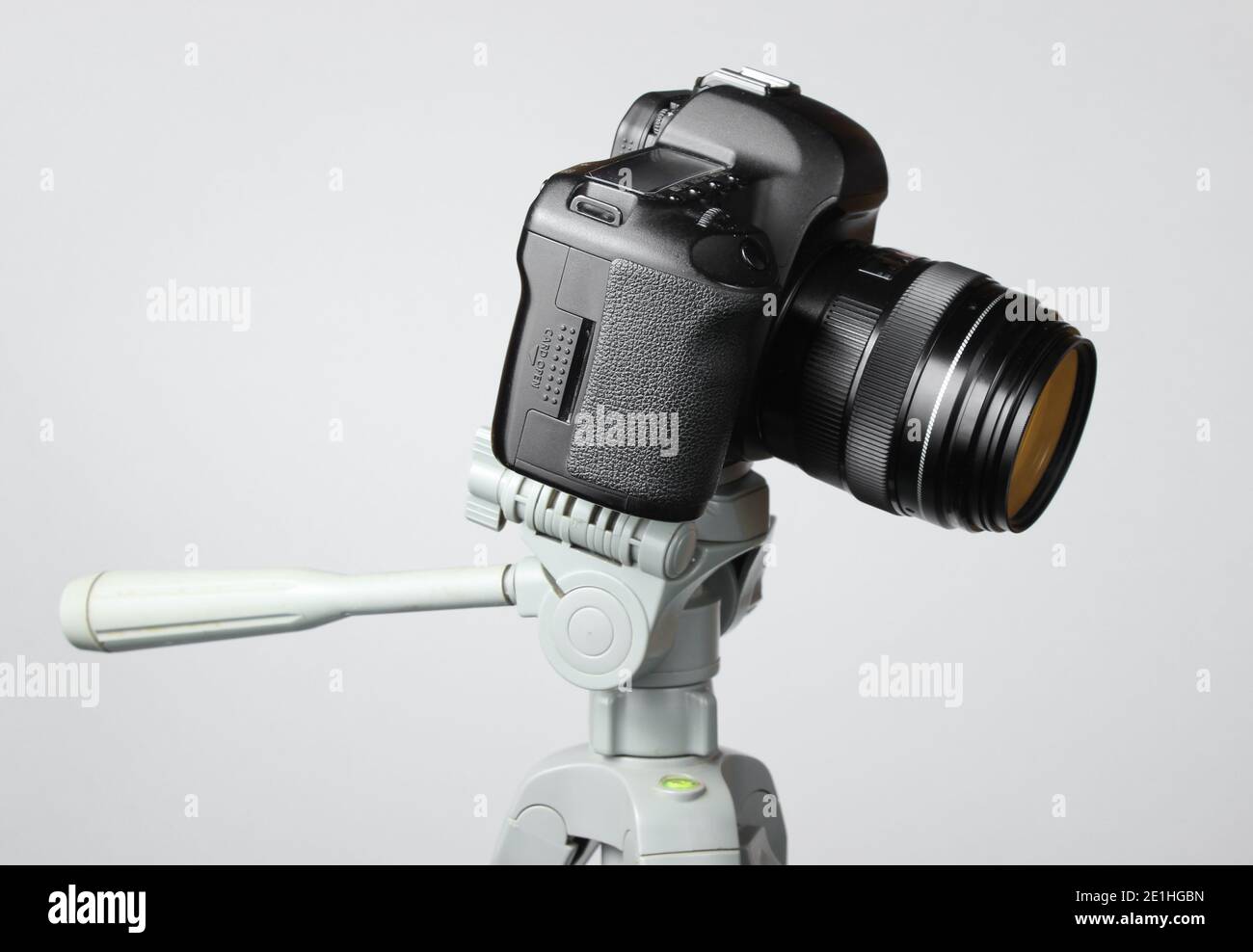 Long lens camera on stand hi-res stock photography and images - Alamy