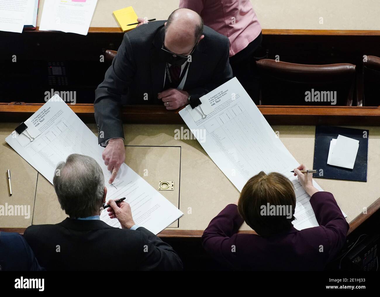 Vote tally capitol hi-res stock photography and images - Alamy
