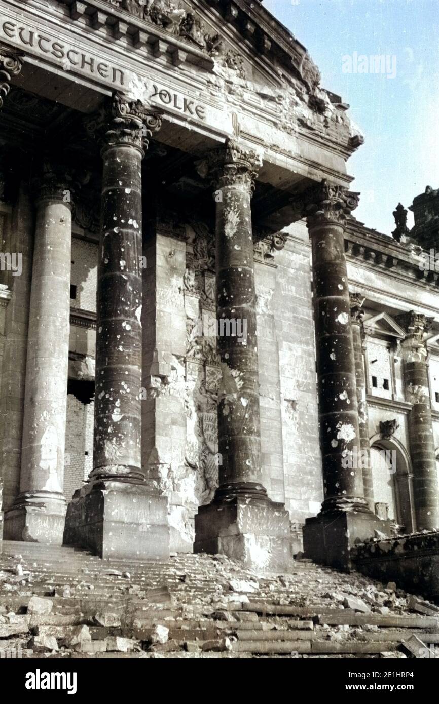 Reichstag Berlin 1945