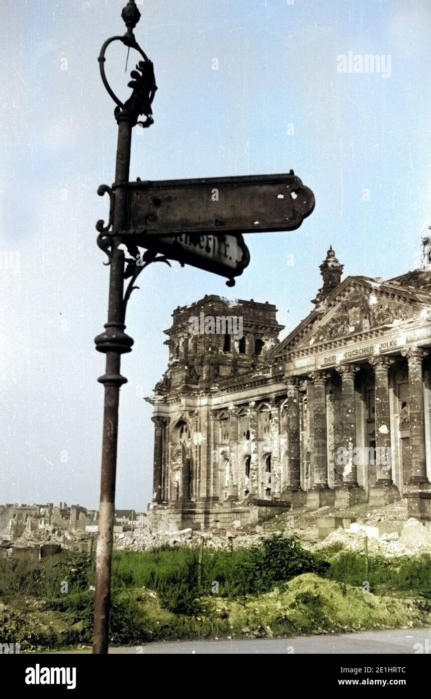 Kriegsende 1945 deutschland hi-res stock photography and images - Alamy
