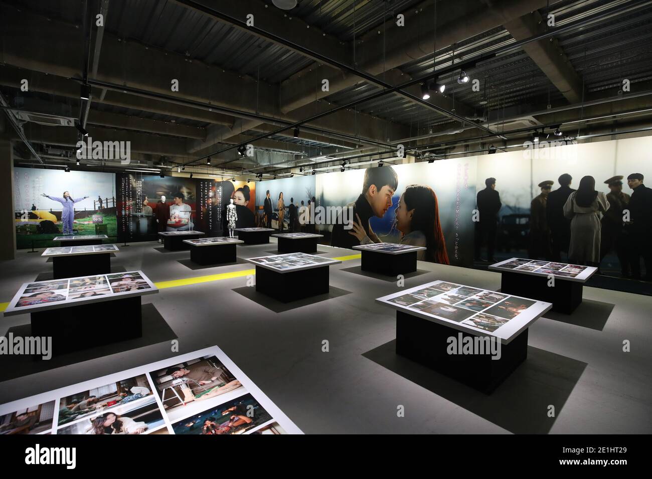 A press preview of the smash hit South Korean drama "Crash Landing on ...